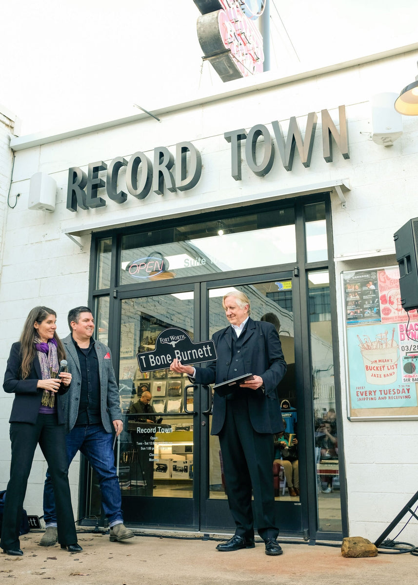Musical Savant T Bone Burnett Stakes His Claim to Fort Worth – Record ...